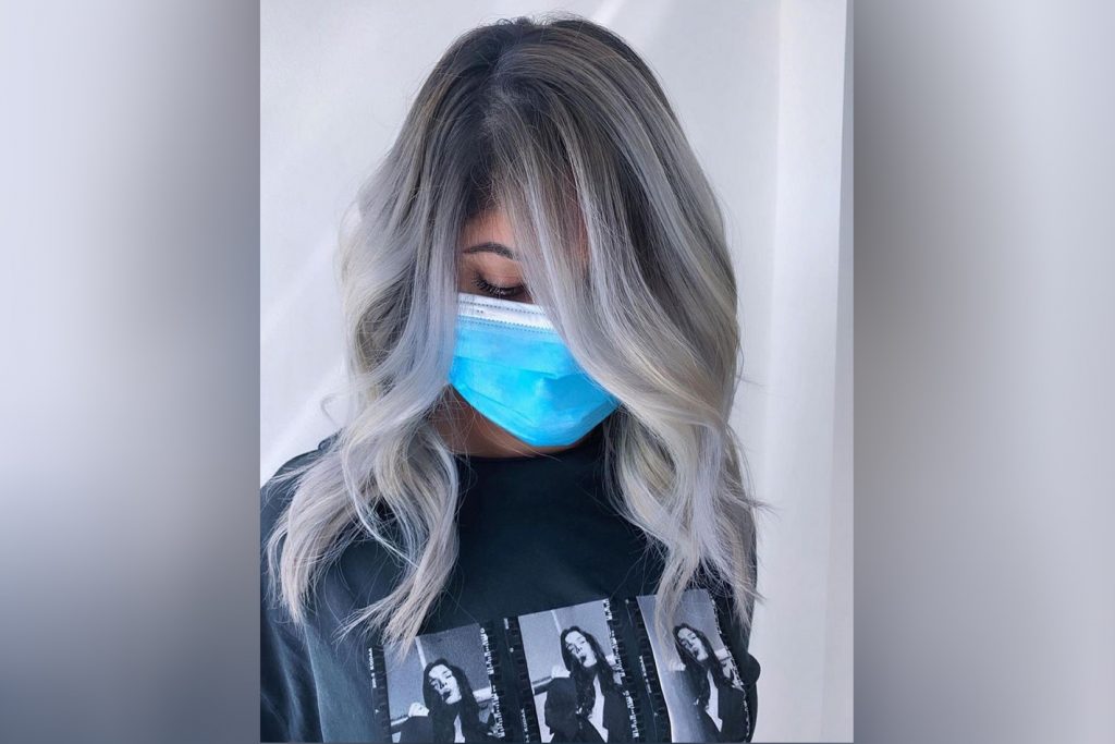 Srebrni balajaž je savršena frizura za ledene kraljice