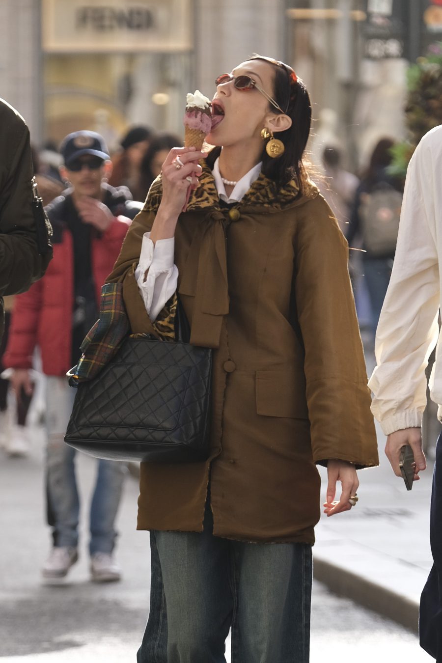 Italijanski autfiti najlepše žene sveta su "praznik u Rimu"