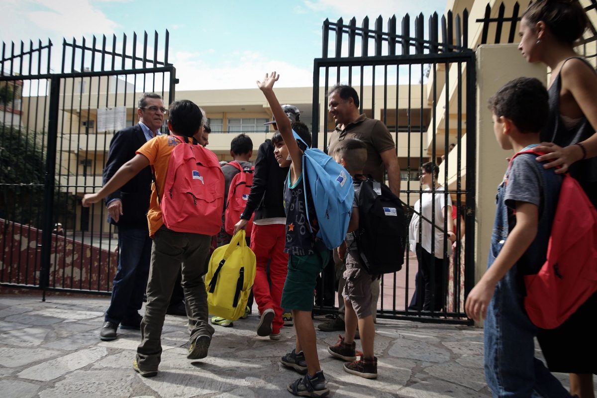 Deca u Grčkoj su danas pošla u školu, a jedan detalj bi posvađao Srbe