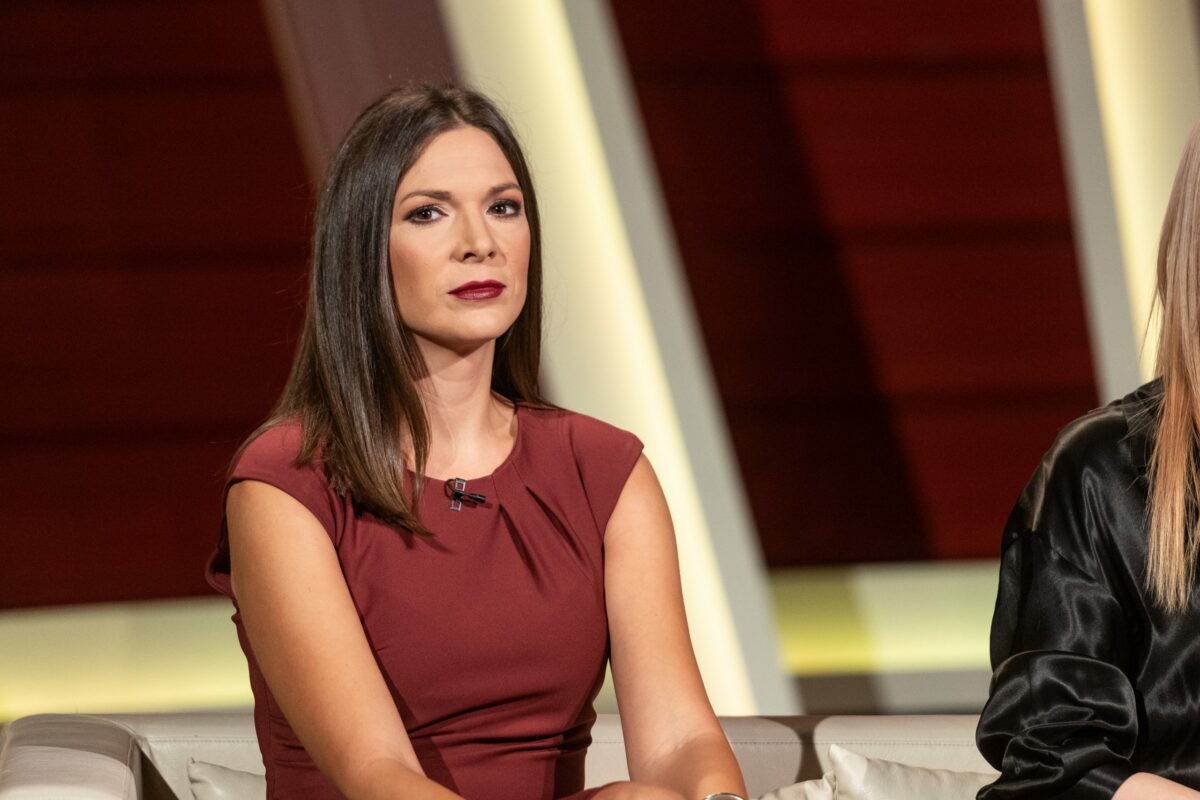 "Uopšte ne izgledaš kao na televiziji": Ko je Maja Dragić kad se ugase ...