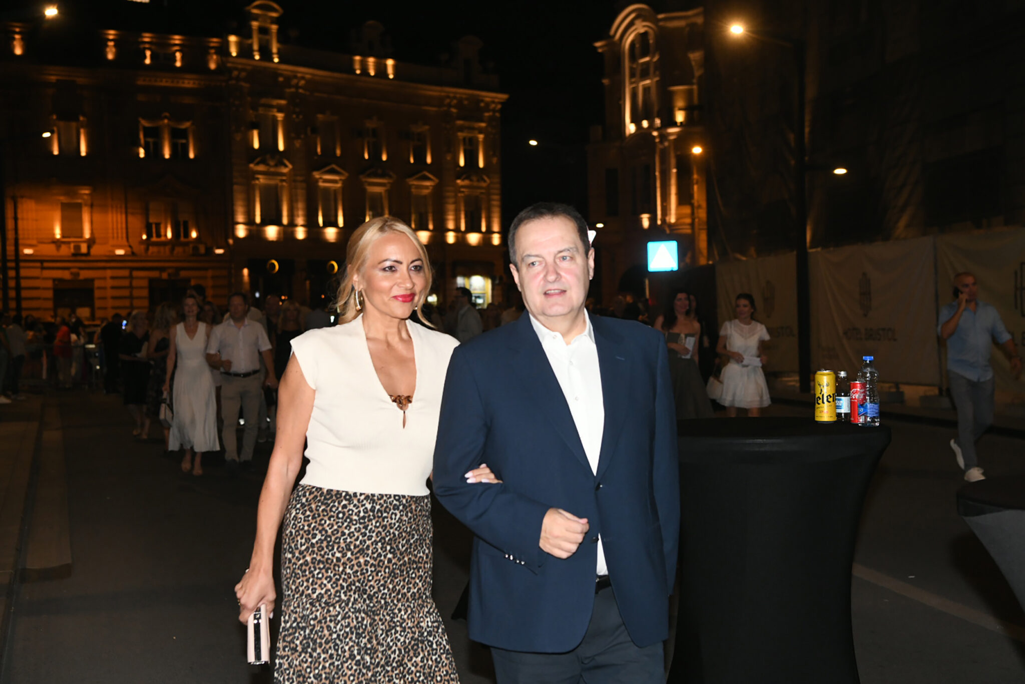 Ko je misteriozna Sanja, žena Ivice Dačića koja 30 godina izmiče medijima