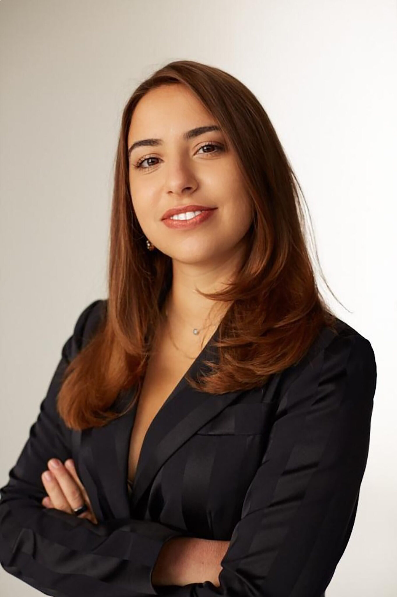 Ko je Dina Radenković, Srpkinja s Forbsove liste