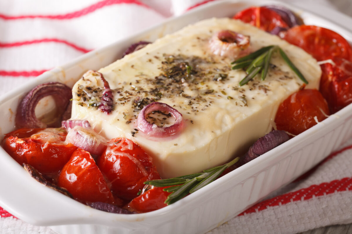 Recept za bujurdi: Pečena feta spremljena na ovaj način je vrhunac ...