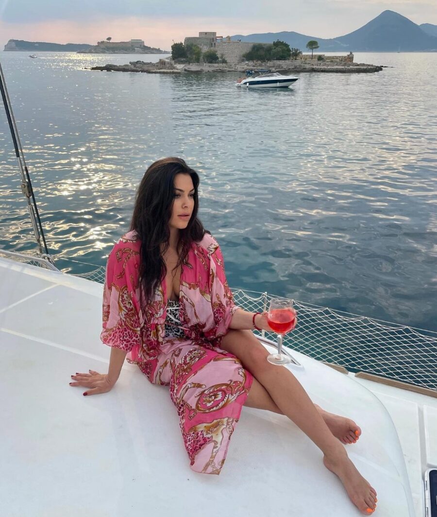 Isidora Građanin u kupaćem kostimu puca od samopouzdanja