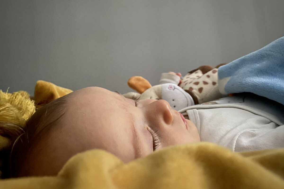 Kako da beba prespava noć: Saveti mama iz Srbije kojima je to uspelo