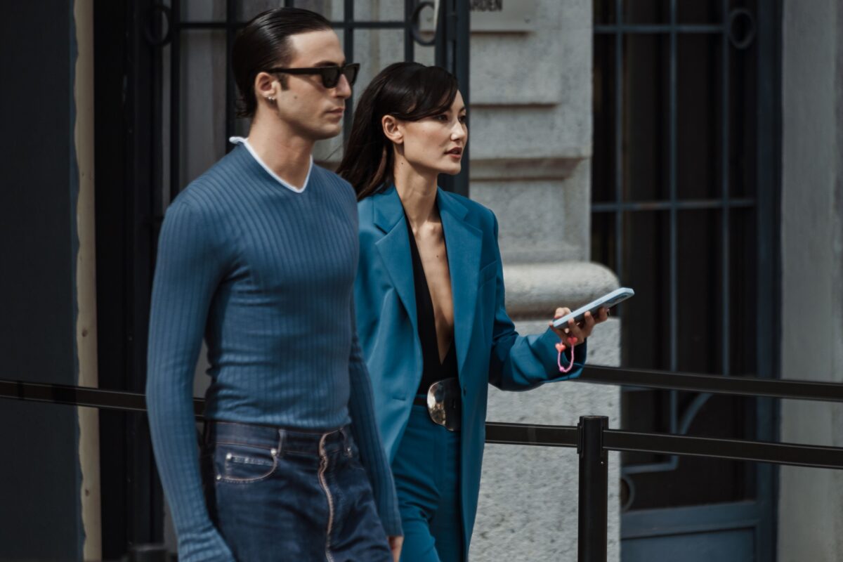 Sako na golo telo: Kako najbolje obučene žene nose ovaj trend