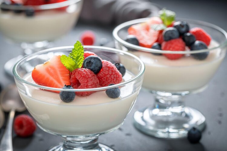 Panakota (Panna cotta) recept: Najlakši način da je spremite